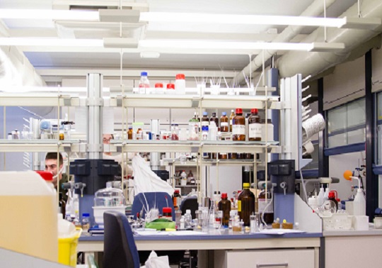 XXXIV OLIMPIADA DE FÍSICA DISTRICTE UNIVERSITARI DE VALÈNCIA