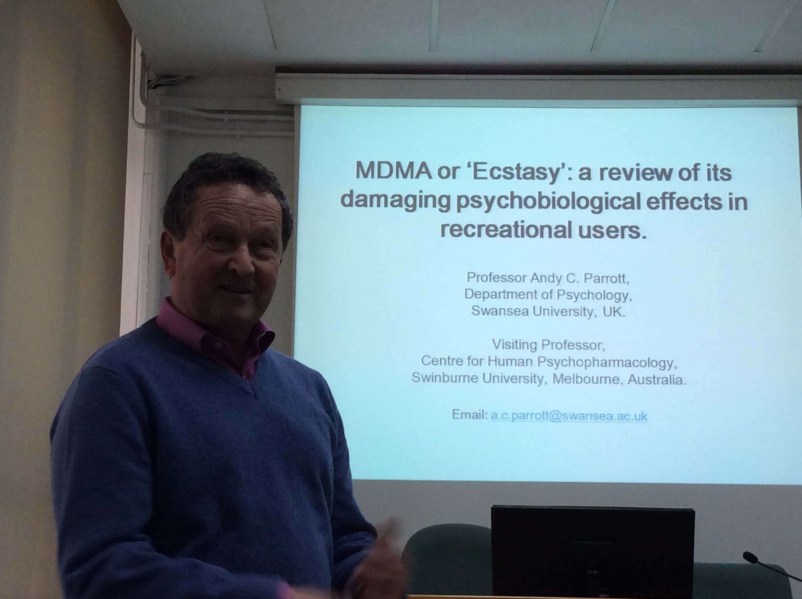 Conferencia "MDMA or ‘Ecstasy’: an overview of its damaging ...